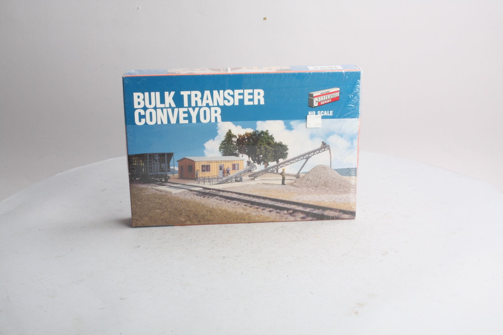 Walthers 933-3519 HO Scale Bulk Transfer Conveyor Kit - Walmart.com