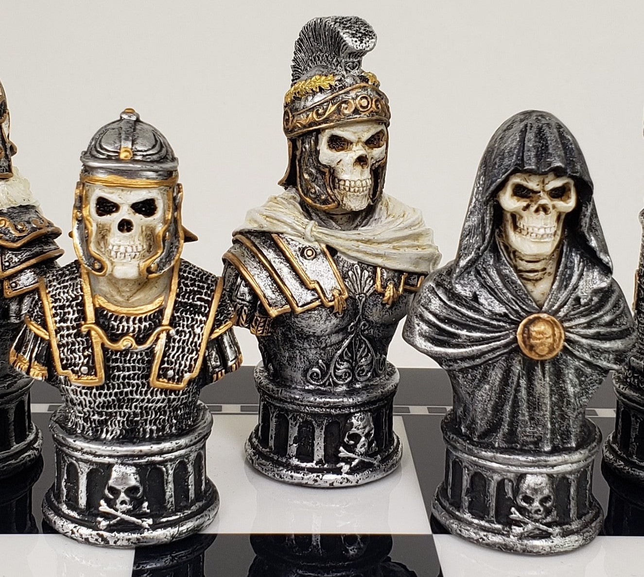Medieval Times Skull Busts Gothic Fantasy Skeleton Chess Men Set - NO ...