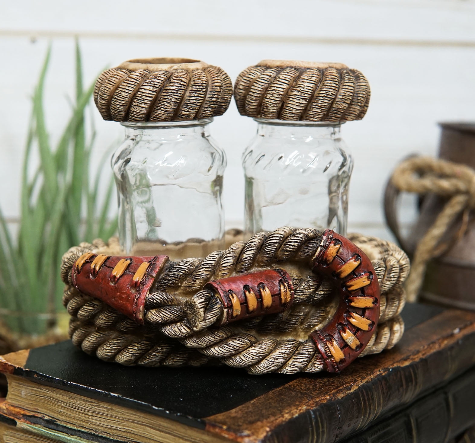 Rustic Western Cowboy Braided Lasso Ropes Salt And Pepper Shakers ...