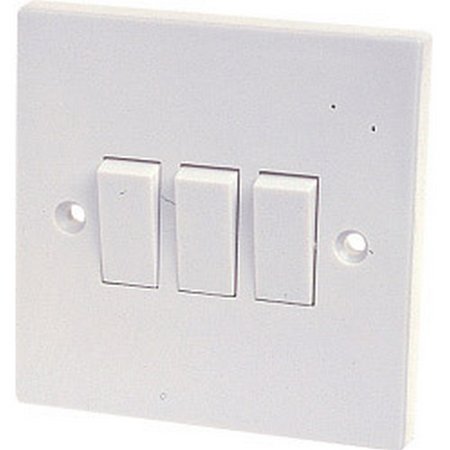 Dencon 10A 3 Gang 2 Way Switch To BS3676 | Walmart Canada