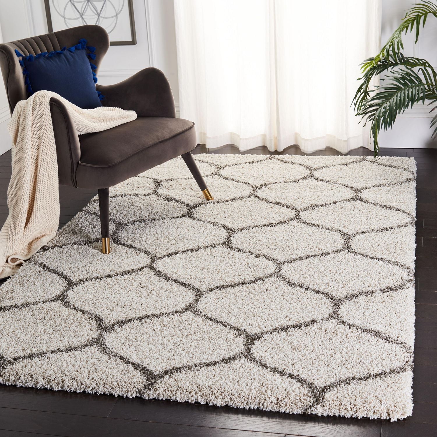 Click here for Safavieh Hudson Arline Geometric Shag Area Rug 3 X... prices