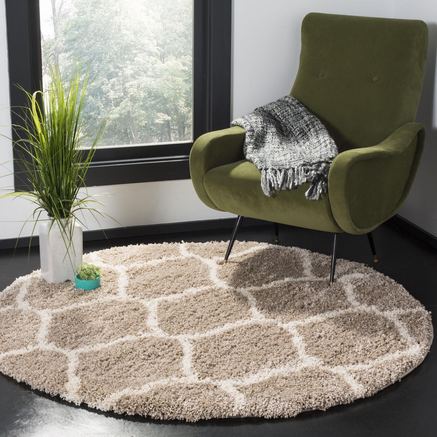Click here for Safavieh Hudson Arline Geometric Shag Area Rug 11... prices