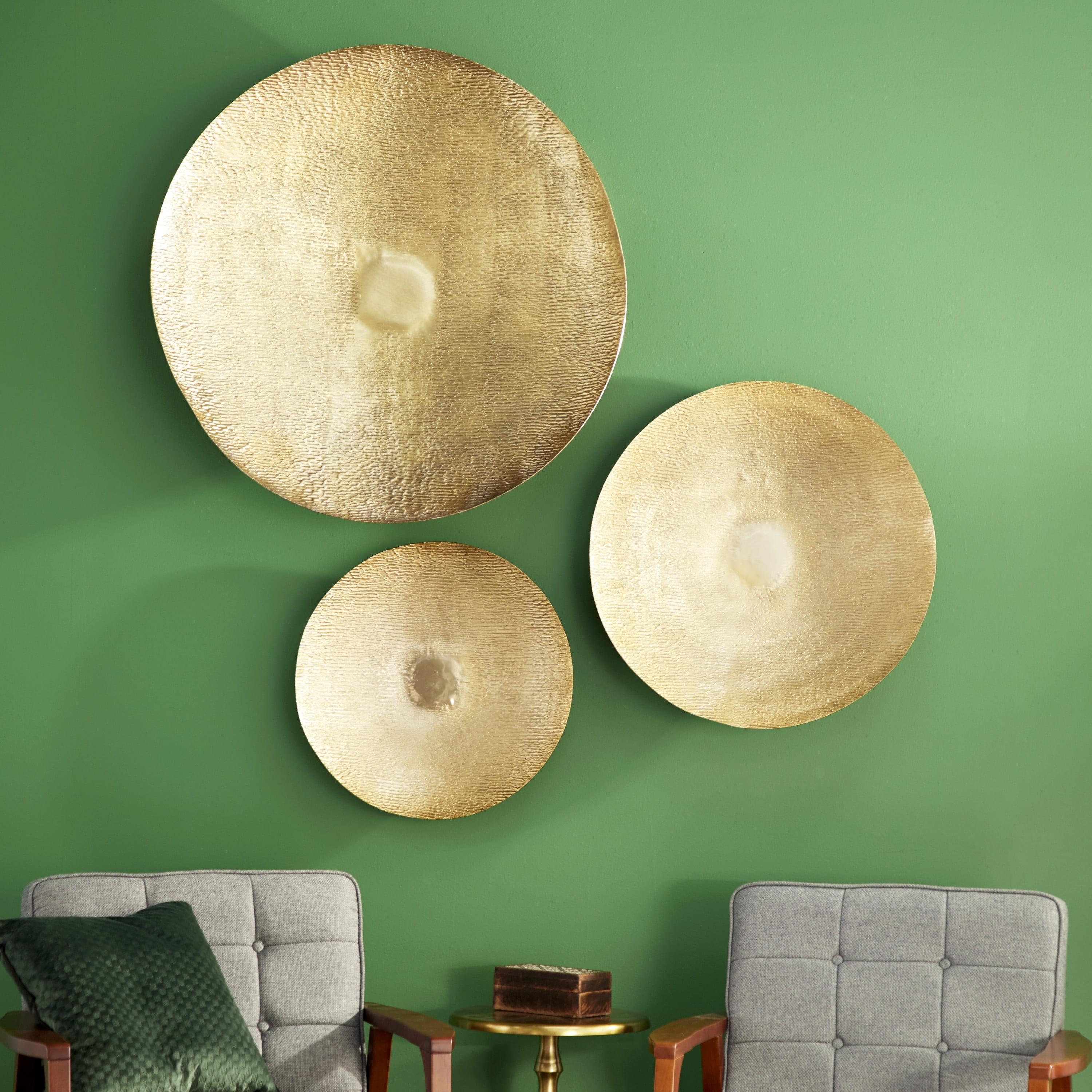 DecMode Gold Metal Large Metallic Disk Plate Wall Decor (3 Count ...