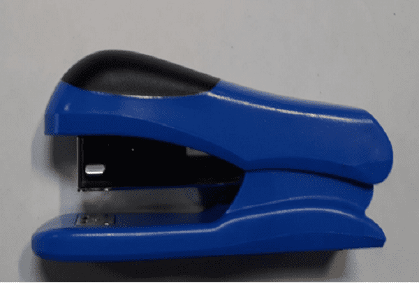 5" X 2.2" Small Office Stapler Mini Desktop Stapler - Walmart.com