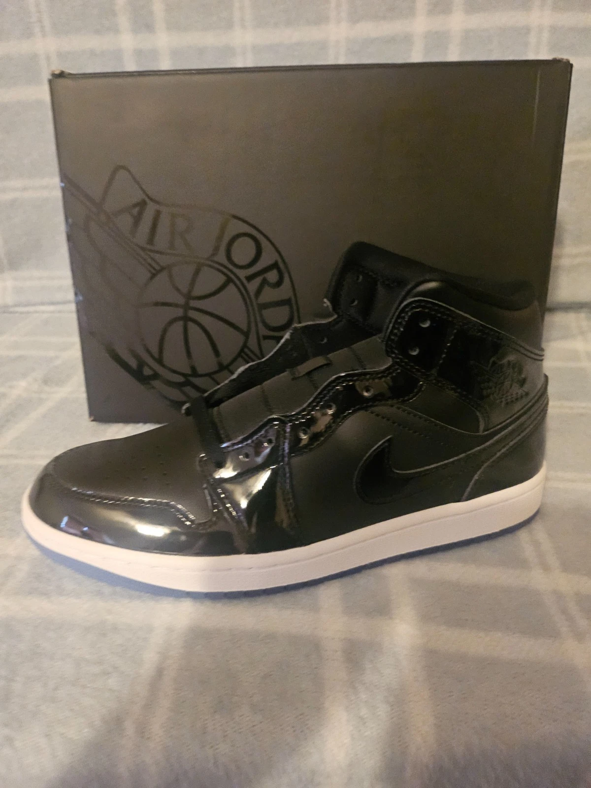 N I-K-E A i r-Jor-dan 1 Mid Men's Shoes | Bodega Aurrera en línea