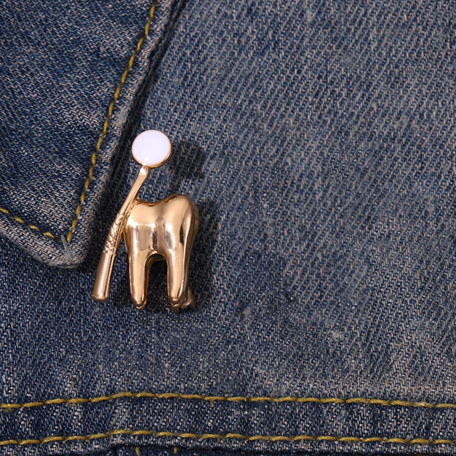 Broche de Dibujos Animados Hugo Alfiler de Solapa Dientes Dorado ...