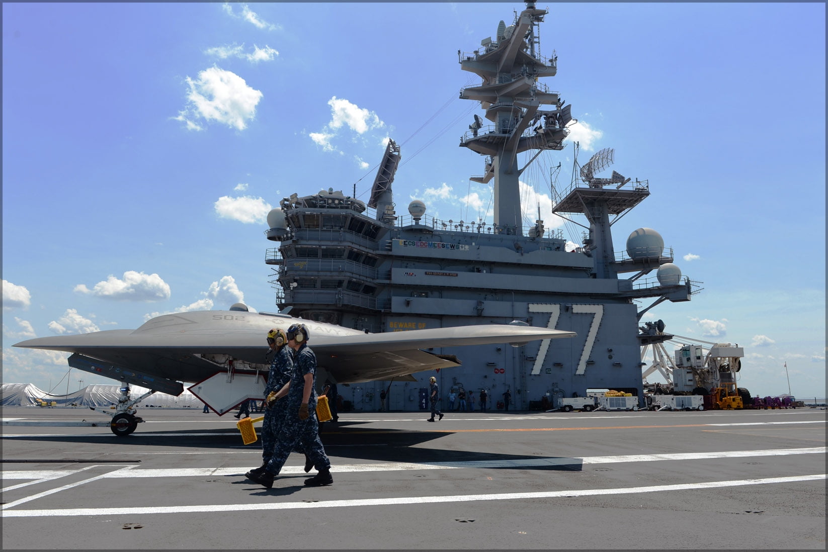 24"x36" Gallery Poster, Navy X-47B uav aircraft carrier USS George H.W ...