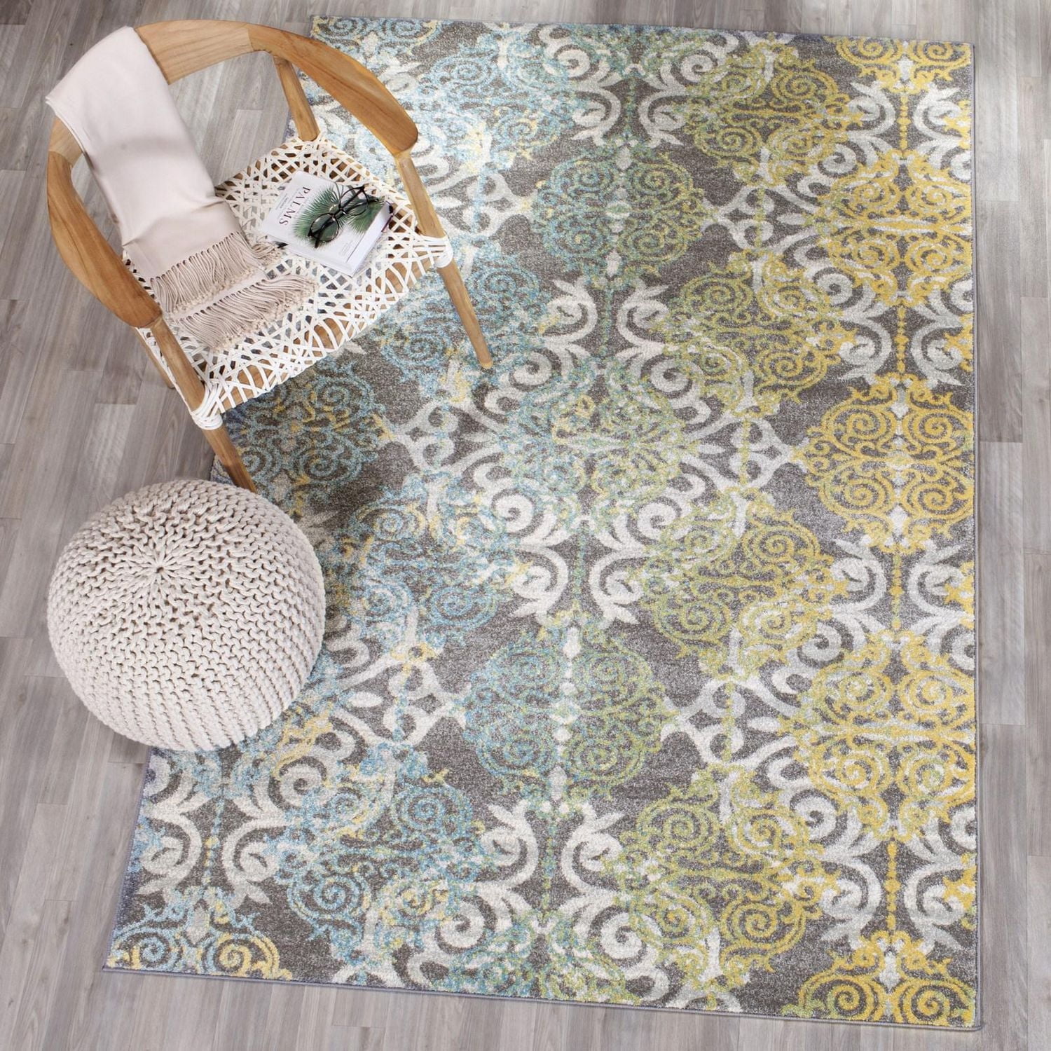 Click here for Safavieh Evoke Keith Damask Area Rug 67 X 9 prices