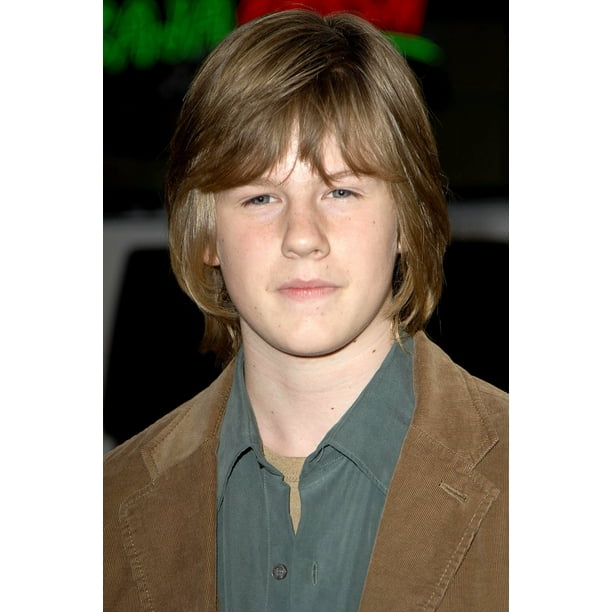 Thomas Curtis At Arrivals For North Country Premiere, Grauman'S Chinese ...