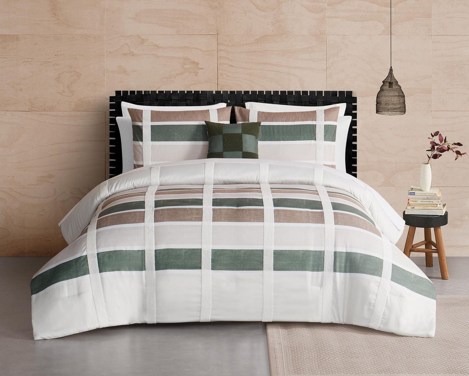 Roxy 4 Piece Reversible Comforter Set - Walmart.ca