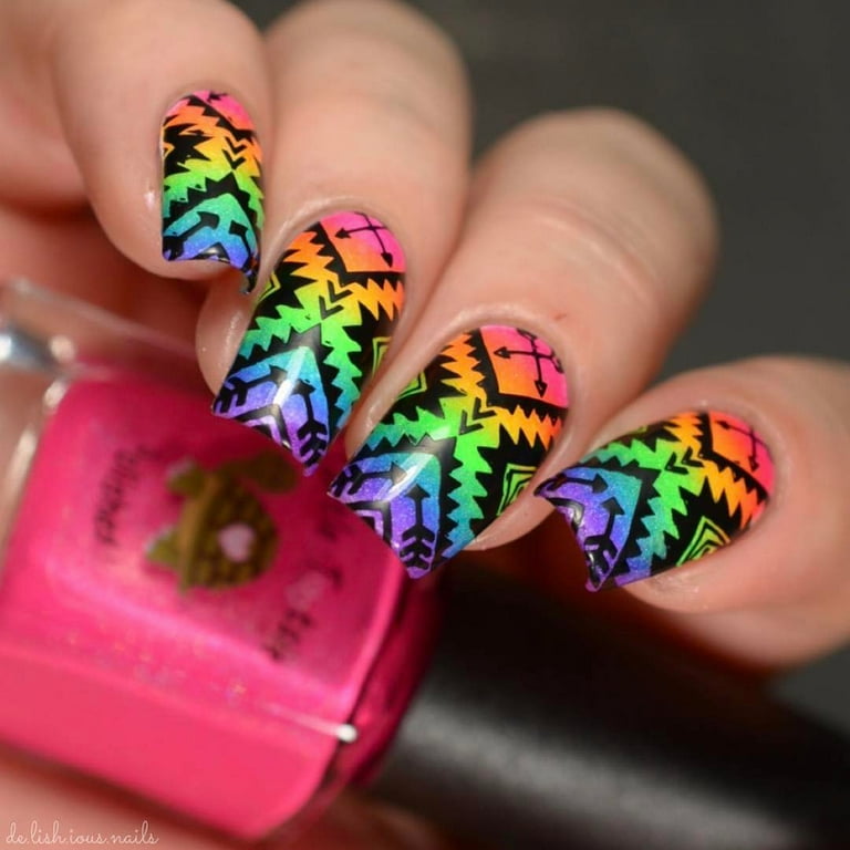 Aztec Print Nails