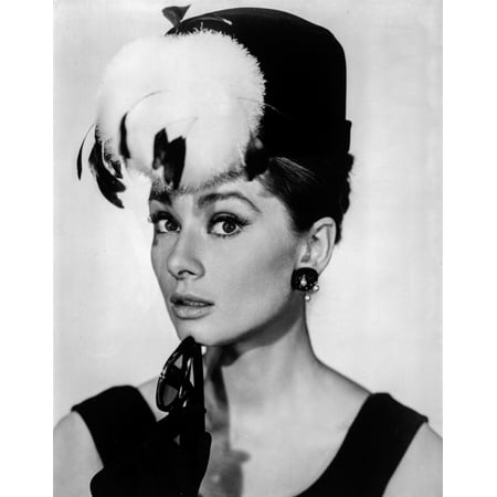 Audrey Hepburn Breakfast at Tiffany's Feather Hat Photo Print (24 x 30 ...