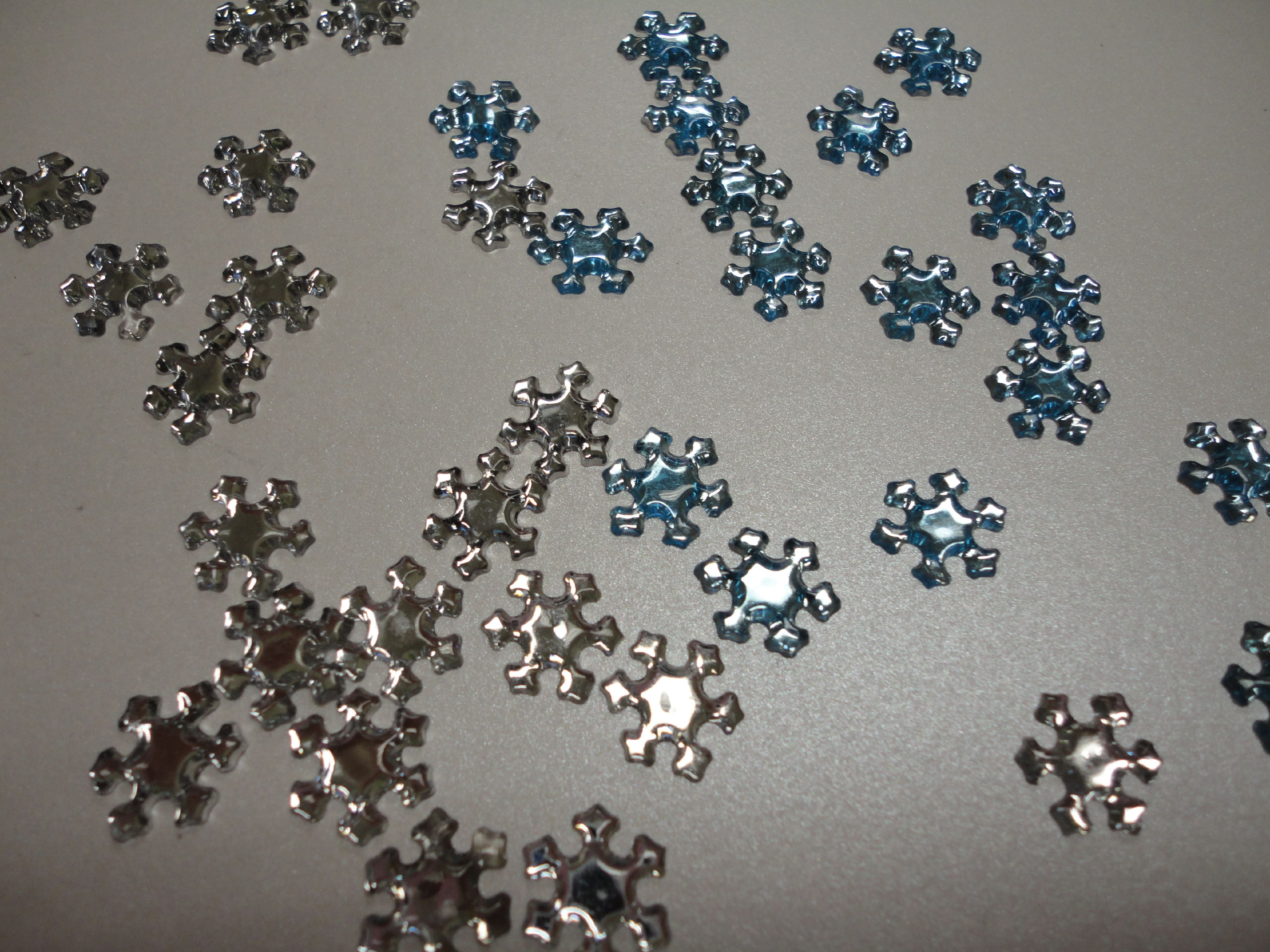 Charmed Plastic Rhinesotne Snowflakes Blue/Clear. 50 pieces each; Total ...
