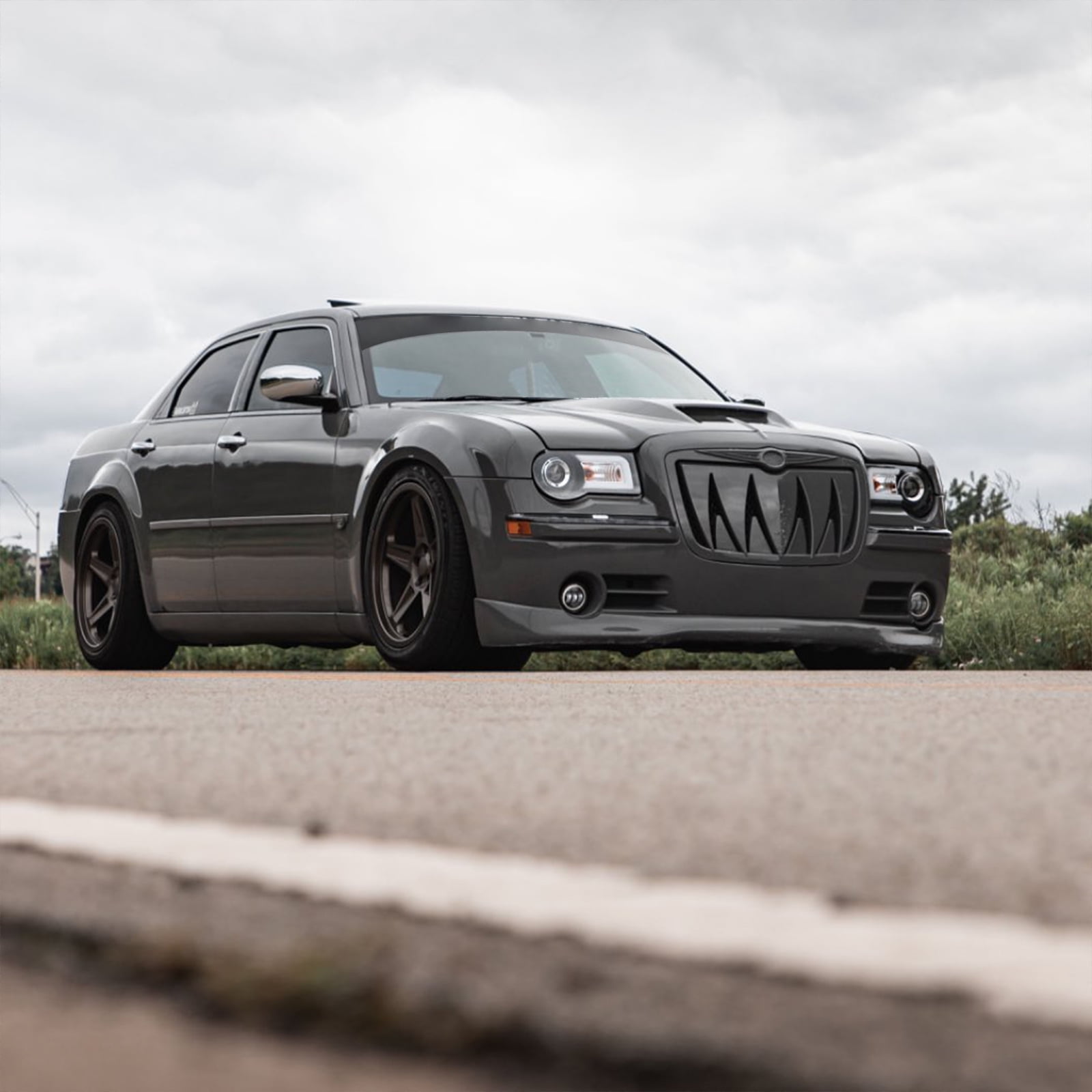 Stanced Chrysler 300 Srt8