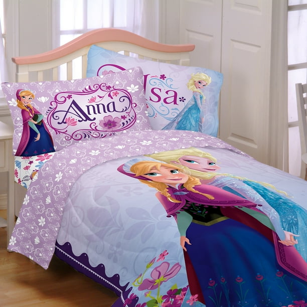 Disney Frozen 'Celebrate Love' Twin Comforter - Walmart.com