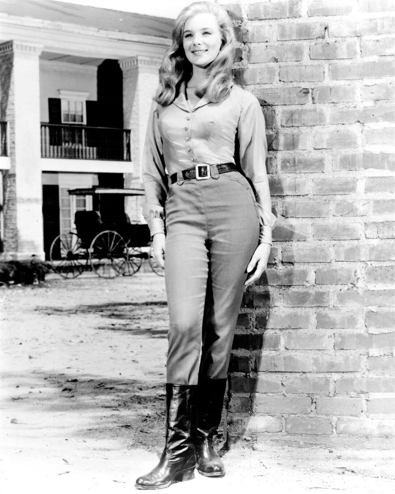 Linda Evans full length pose on Barkley Ranch as Audra The Big Valley ...