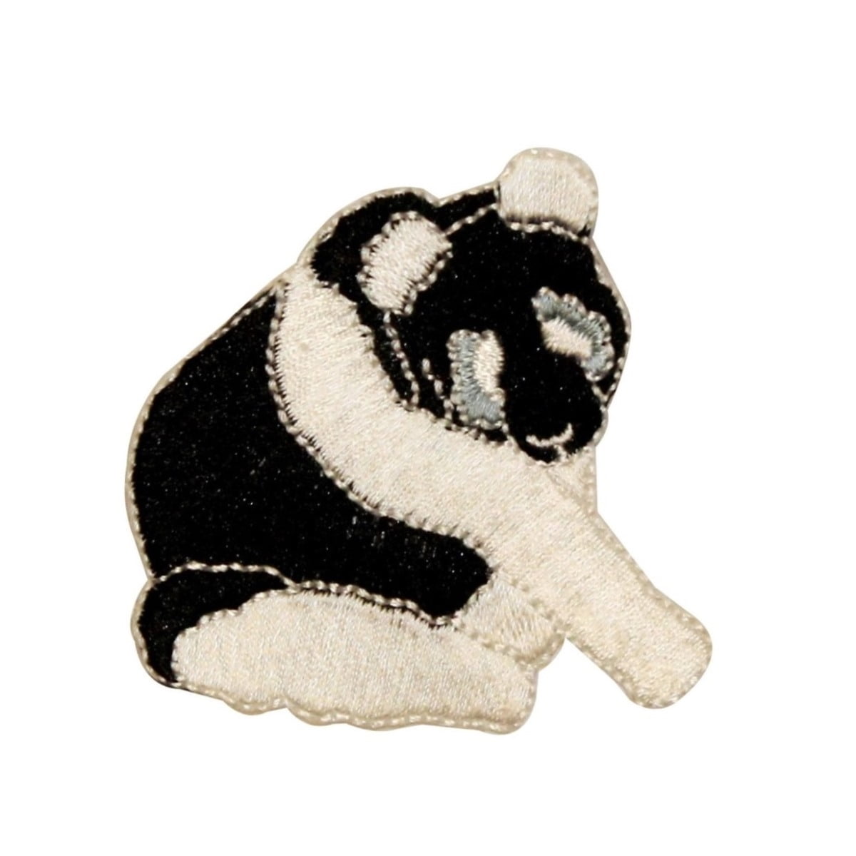 ID 0677 Artic Bear Patch Wild Animal Fluffy Zoo Embroidered Iron On ...