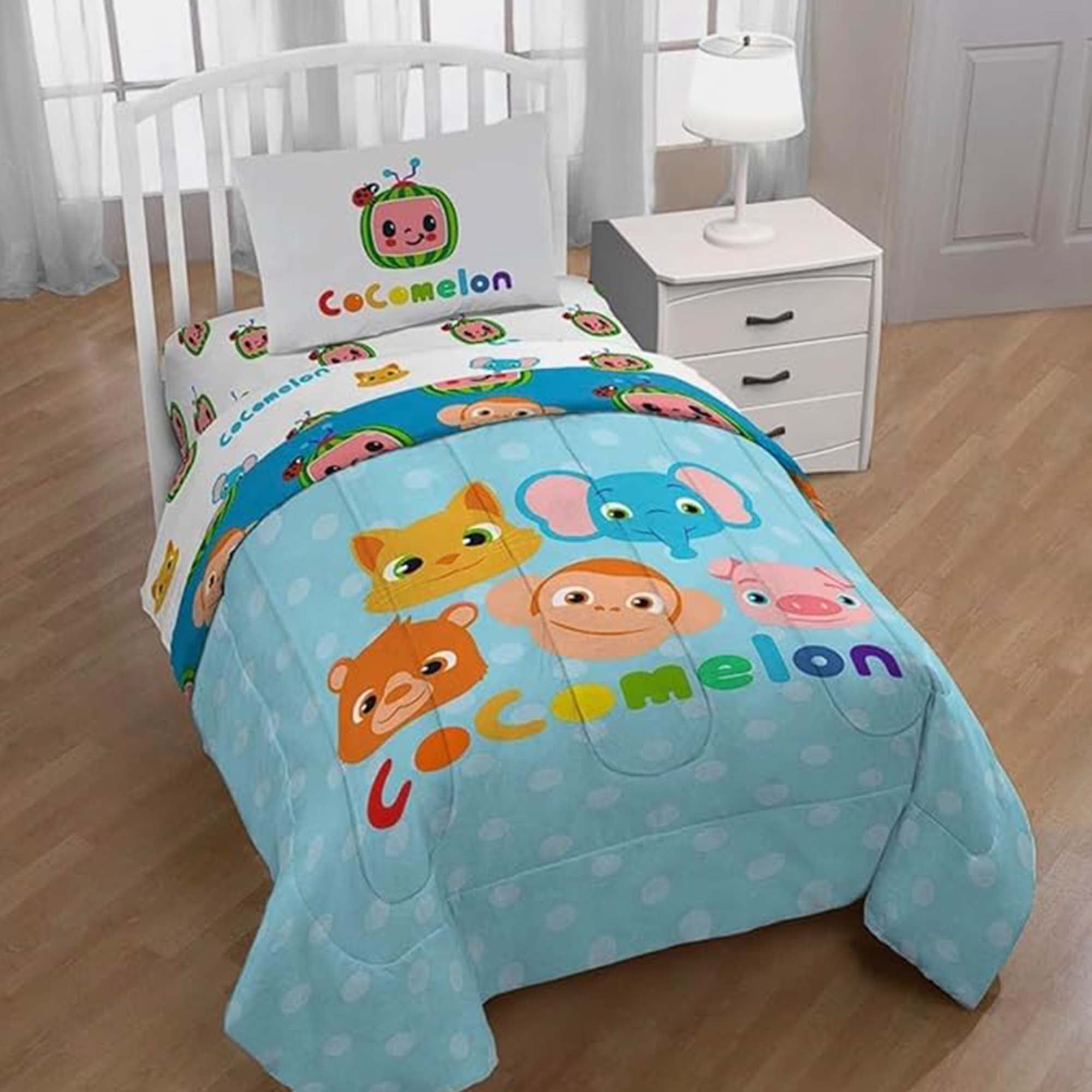 CoComelon 5-Piece Full Bed in a Bag Set -Comforter, Sheets & 2 ...