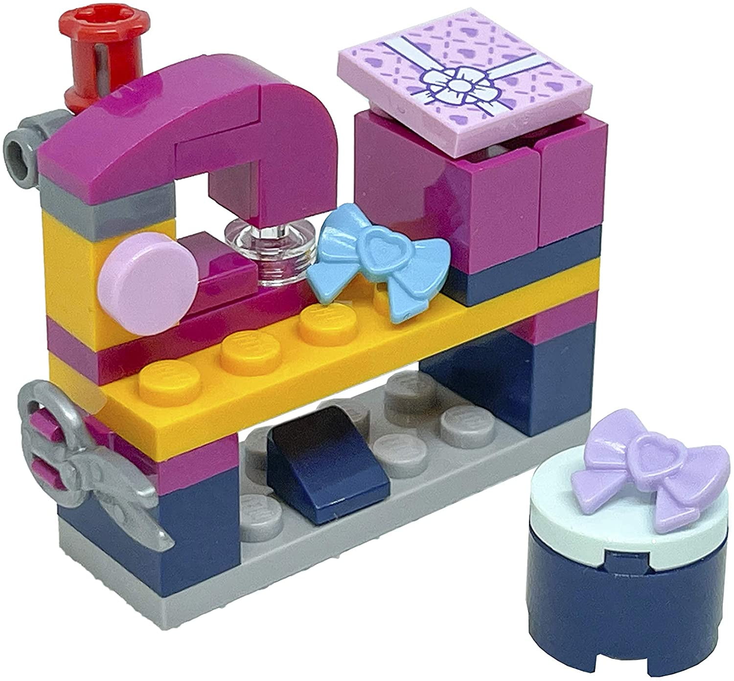 LEGO Friends Accessory Set: Young Andrea's Studio (27 pcs) | Walmart Canada