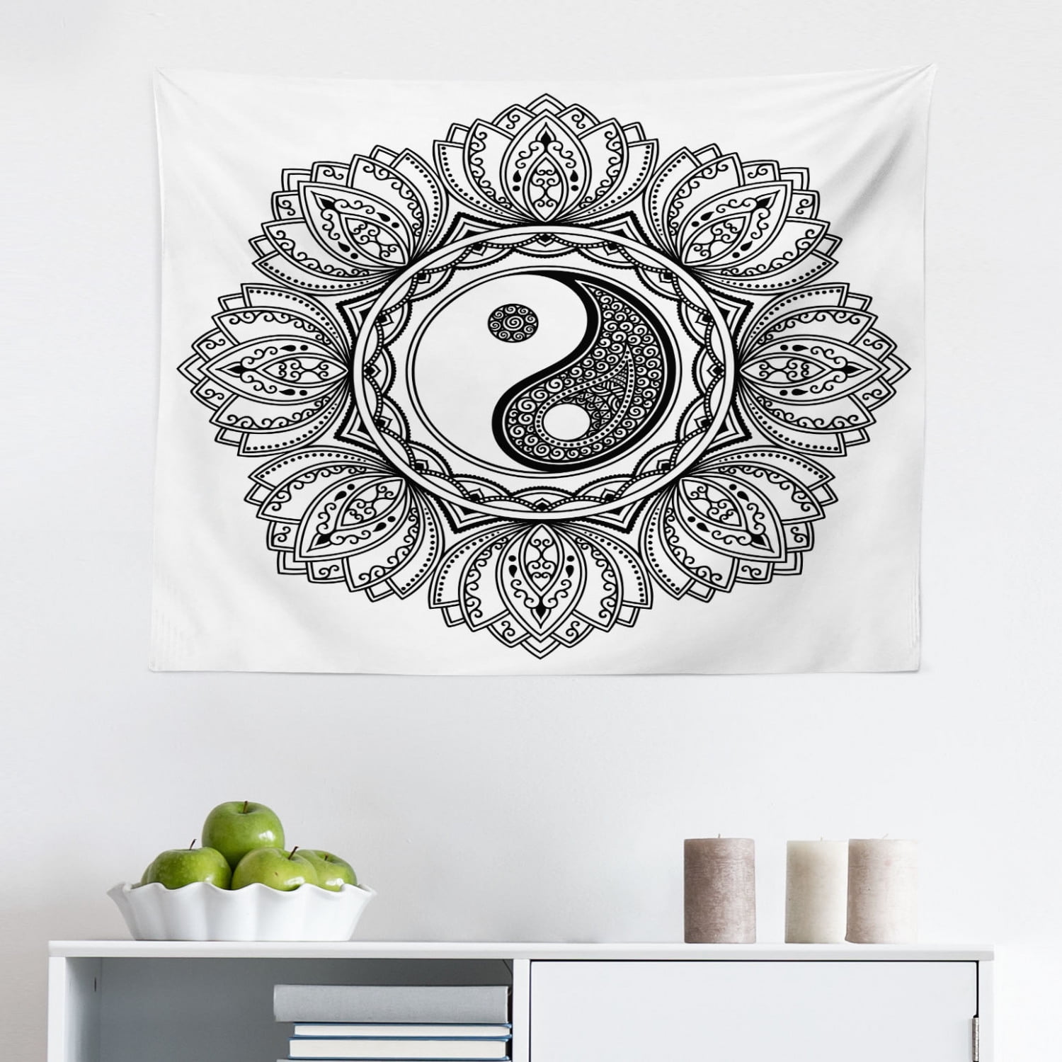 Ying Yang Tapestry, Yin Yang Characters for Movement and Harmony Macro ...