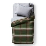 The Preferred Dorm Essentials Value Pack in Bryce Forest, 23-Piece Twin ...