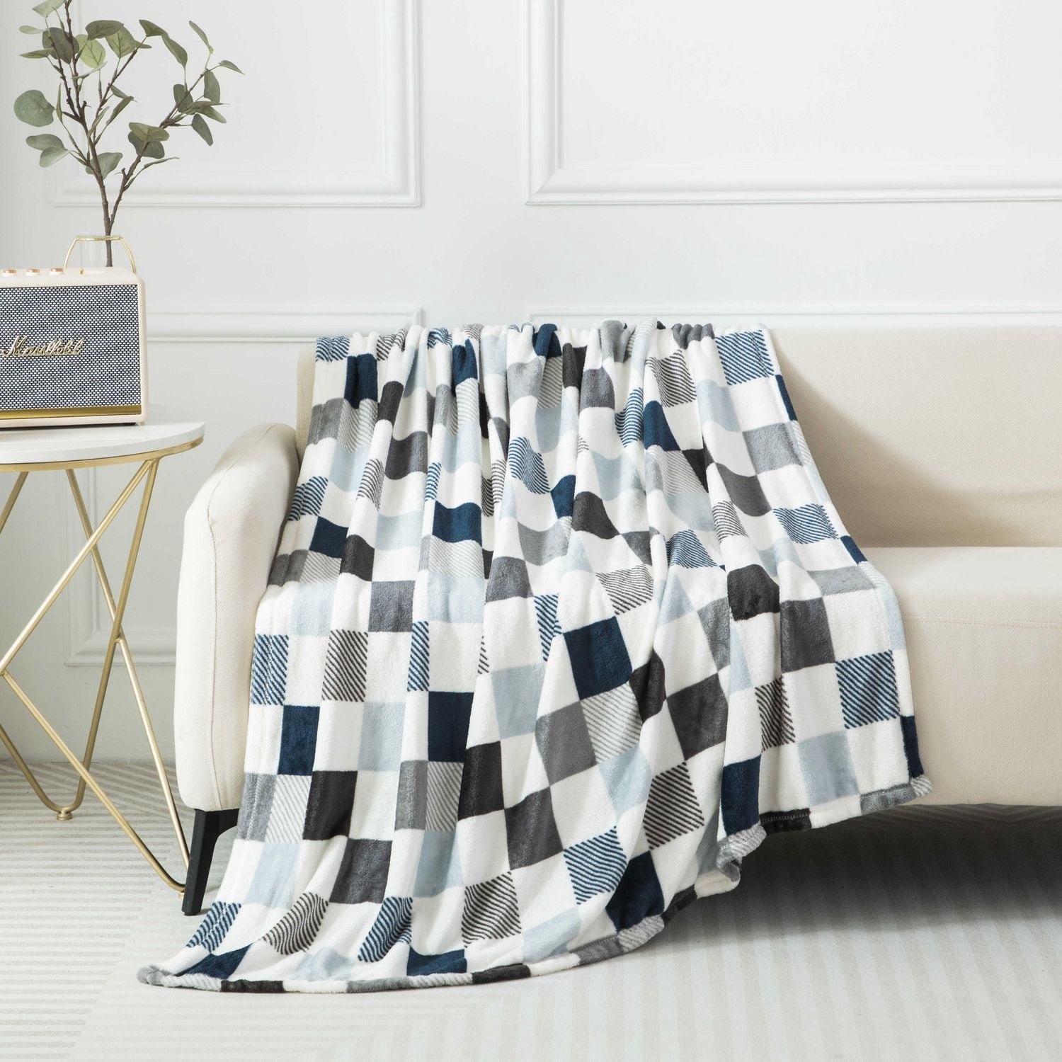 Mainstays Plush Throw, Extra soft & cozy - Walmart.ca