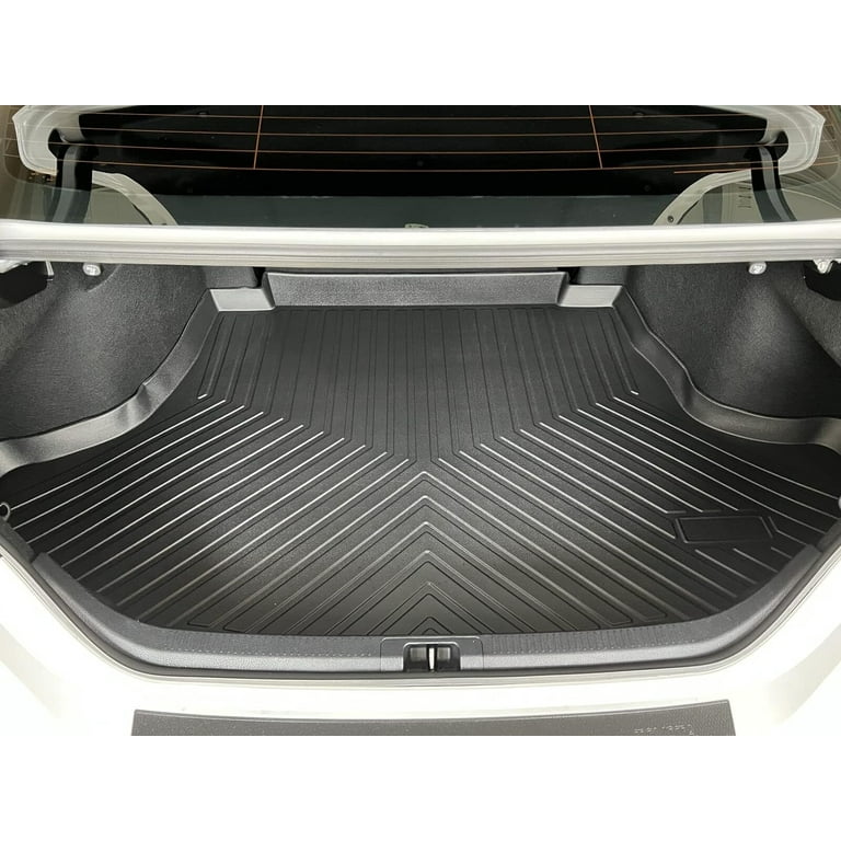 EACCESSORIES EA Cargo Liner Trunk Mat for Toyota Camry 2018 2024 Weather Resistant Trunk Mats for Cars with Raised Lip Non Slip Car Trunk Mat Rubber Easy to Install Laser