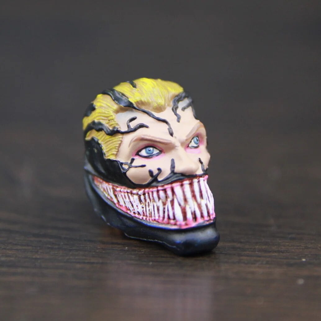 Marvel Legends Venom 6 "figura de acción alas cabeza de diente ...