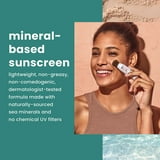 Hawaiian Tropic Mineral Sunscreen Powder Brush, Broad Spectrum UVA/UVB ...