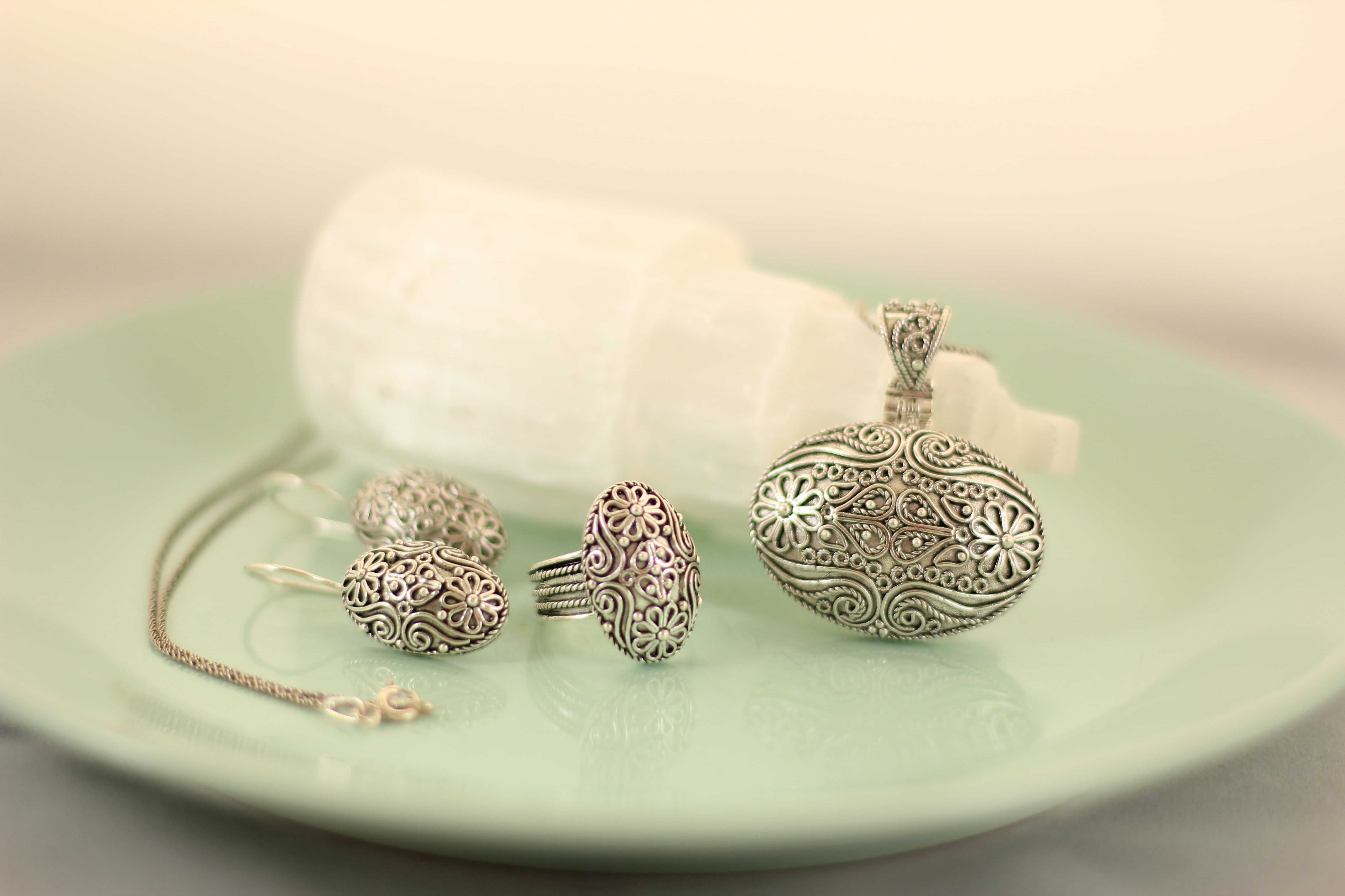 Fine Silver Assyrian Jewelry Set Embroidered Necklace, Earrings ...