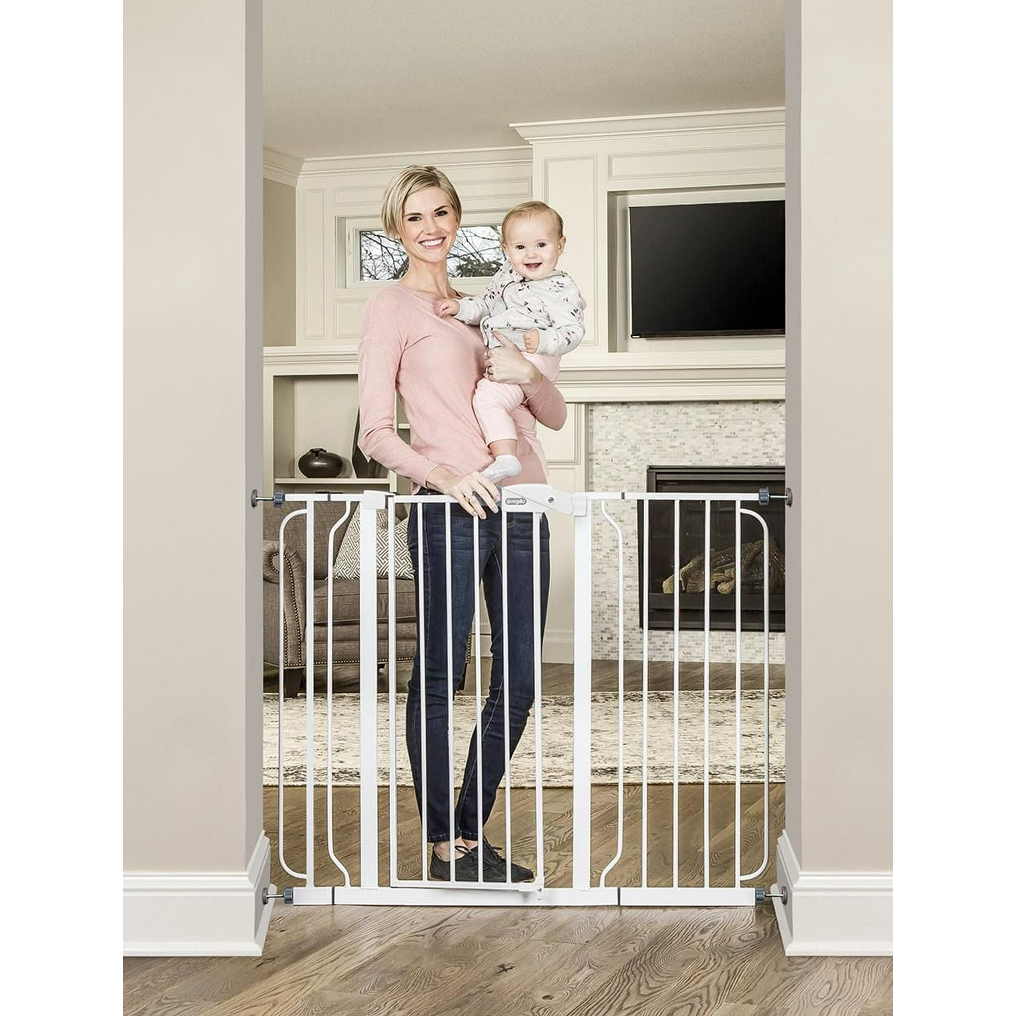 Click here for Regalo Widespan Baby Gate Extra Tall prices