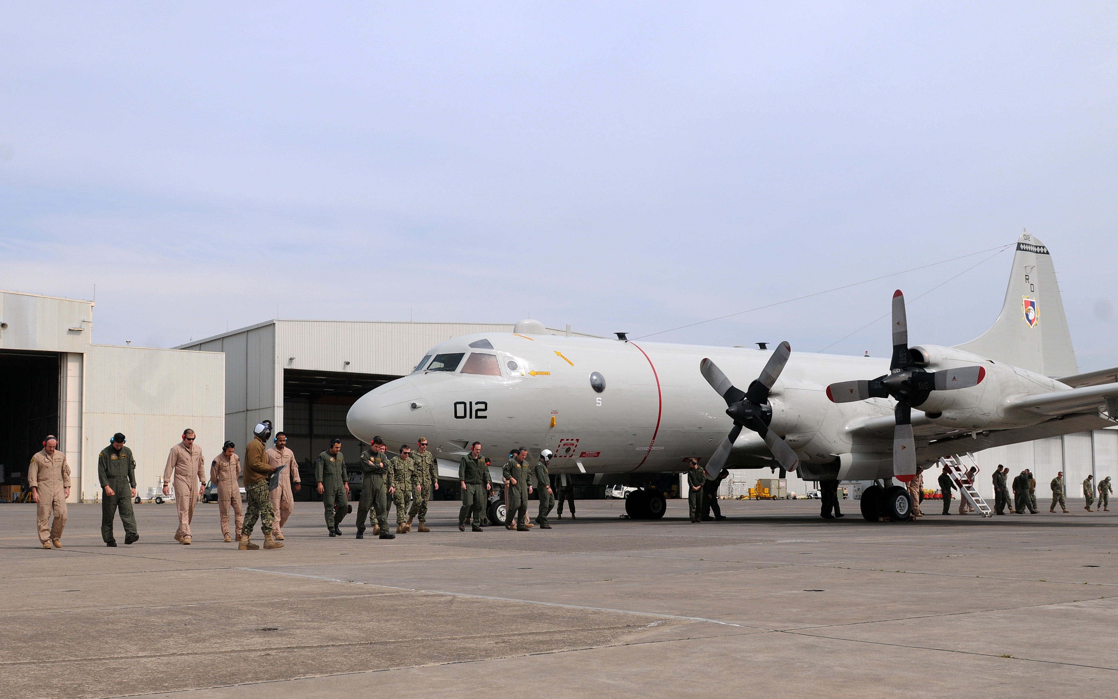 150315-N-NB694-009 NAVAL AIR STATION SIGONELLA, Sicily Sailors assigned ...