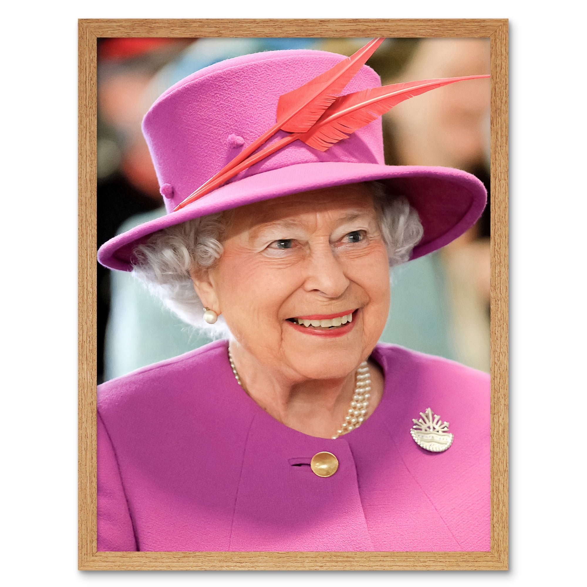 Rouse Portrait Smiling Queen Elizabeth II England Royal Majesty ...