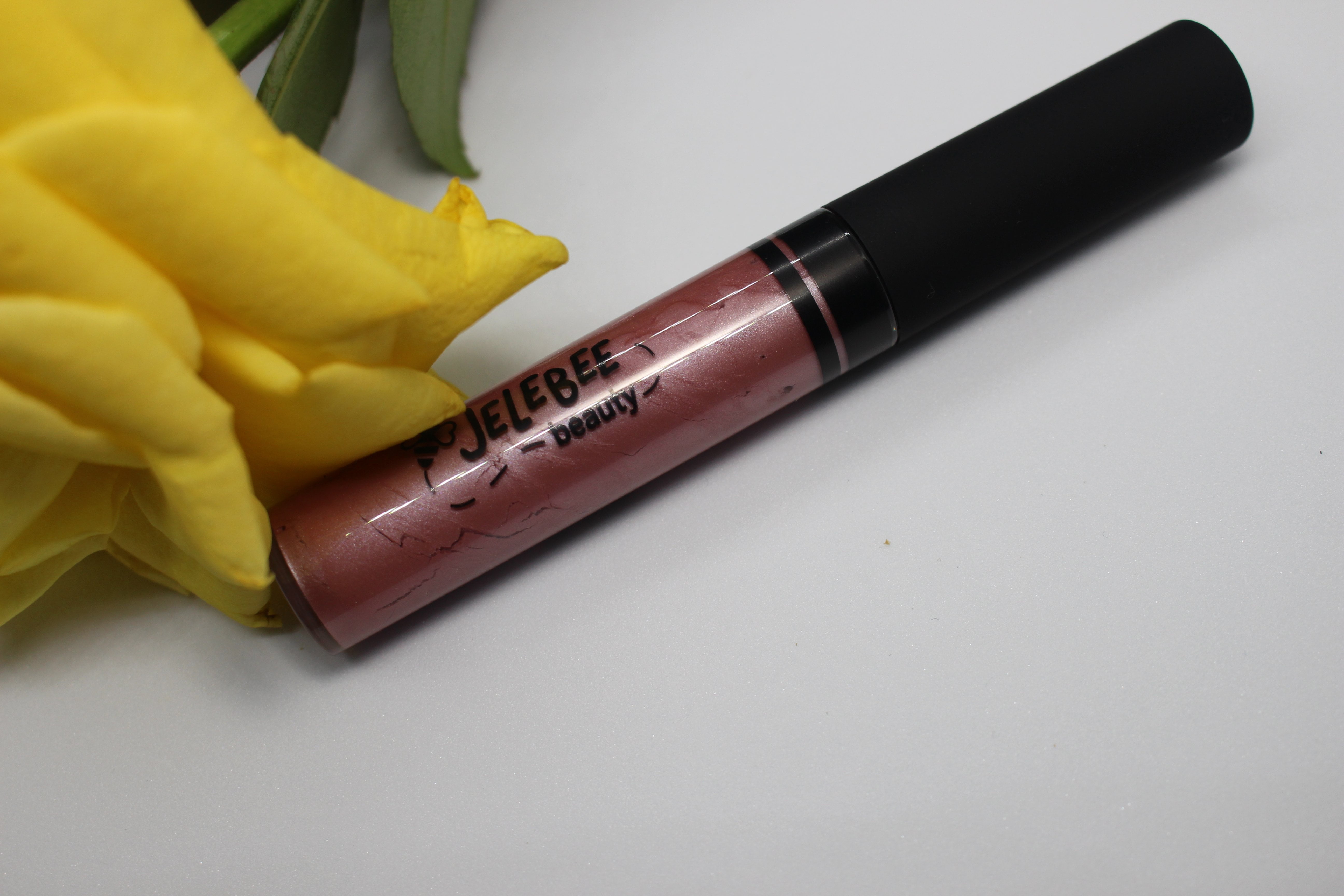 COSMO PINK LIPGLOSS VEGAN FORMULA ALL DAY SHINE, MOISTURIZES AND SOFTEN YOUR LIPS ALL DAY *KID ...