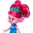 DreamWorks Trolls Band Together Trendsettin’ Queen Poppy Fashion Doll ...