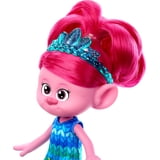 DreamWorks Trolls Band Together Trendsettin’ Queen Poppy Fashion Doll ...