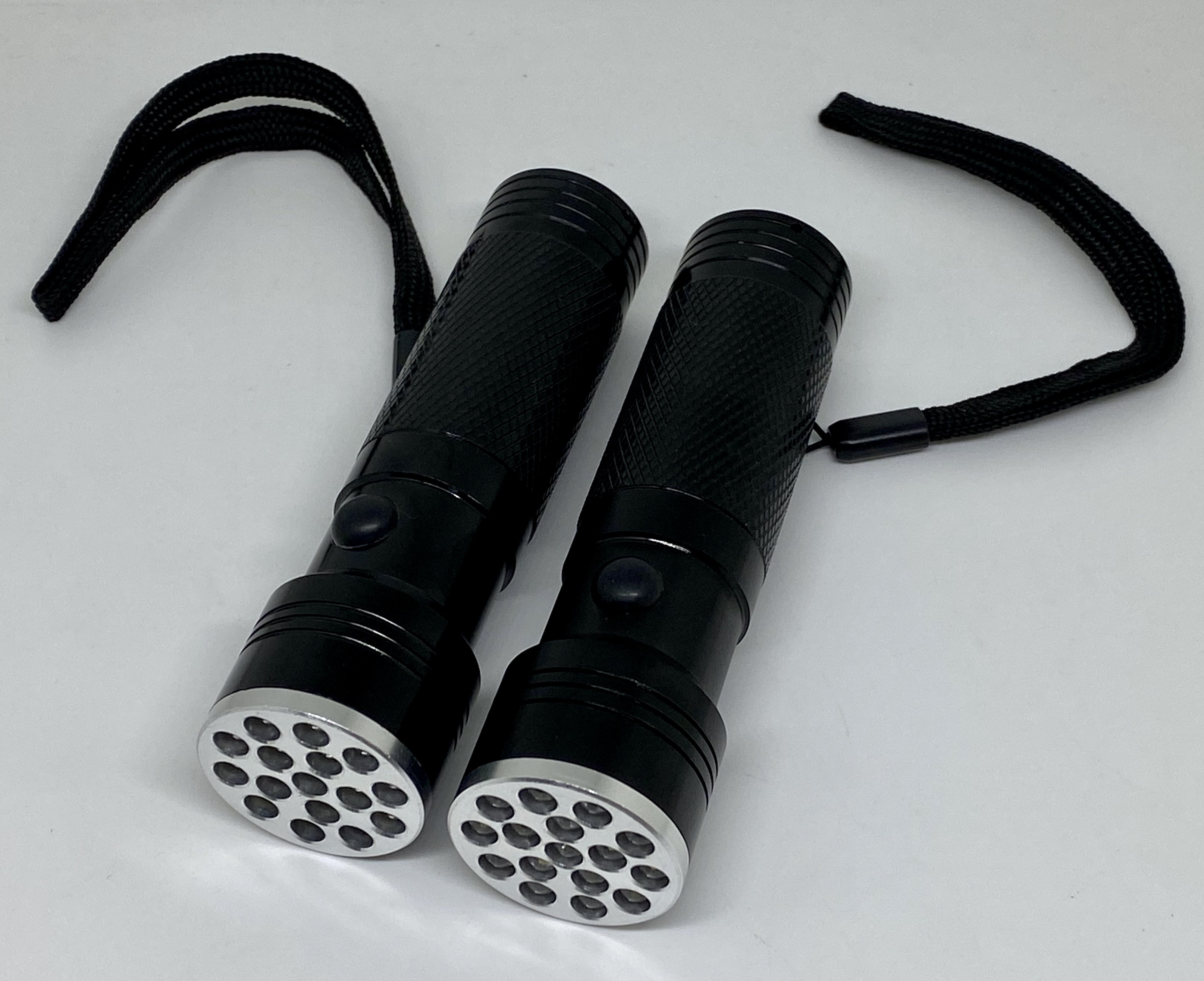 2 Pack -- 16 LED Aluminum Flashlights - Walmart.com