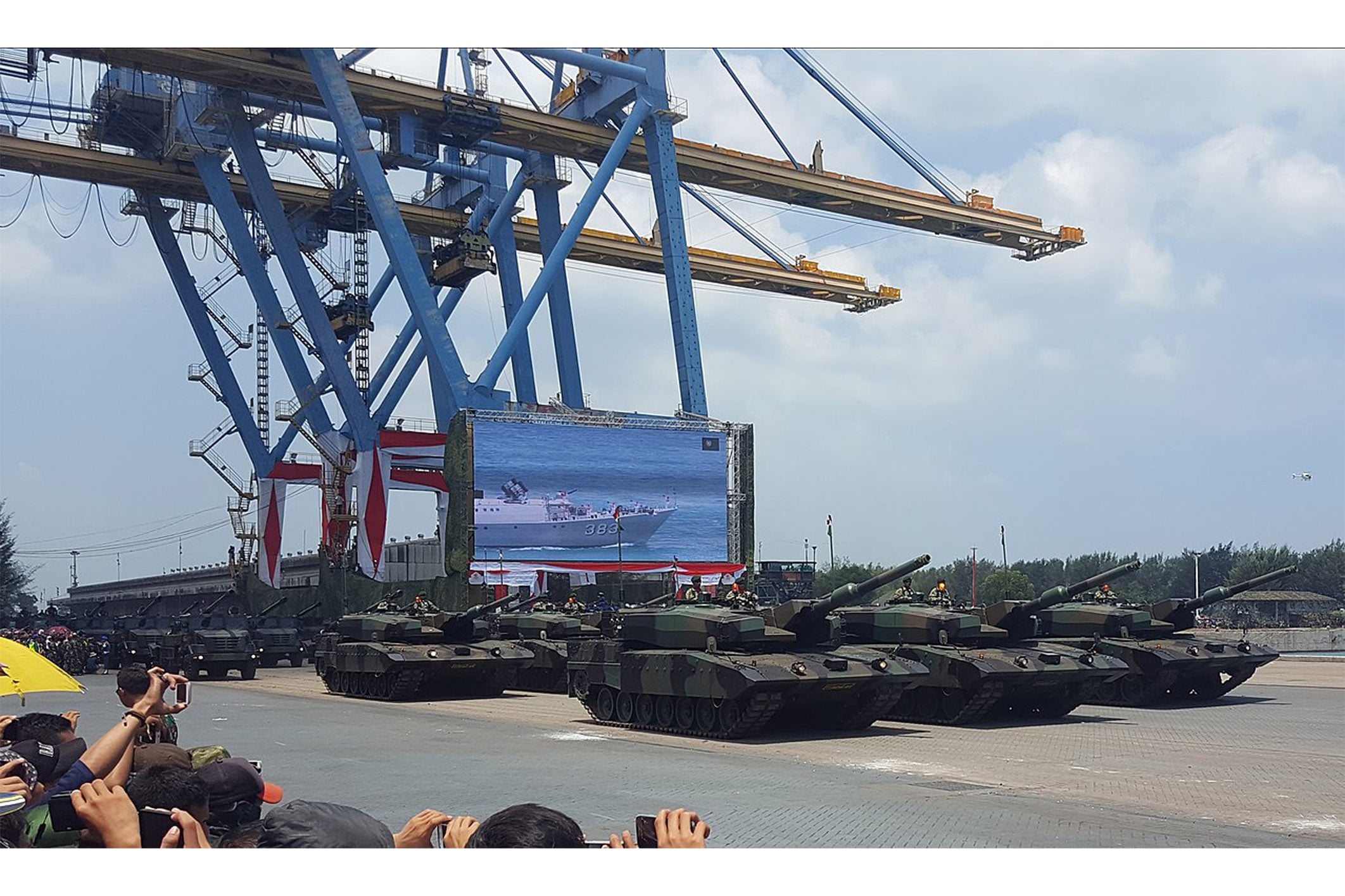 24x36 gallery poster, Indonesian Leopard Tank tank 2RIs during a parade ...