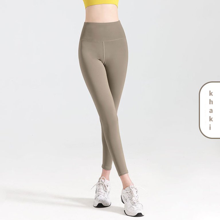 Women With No Hips