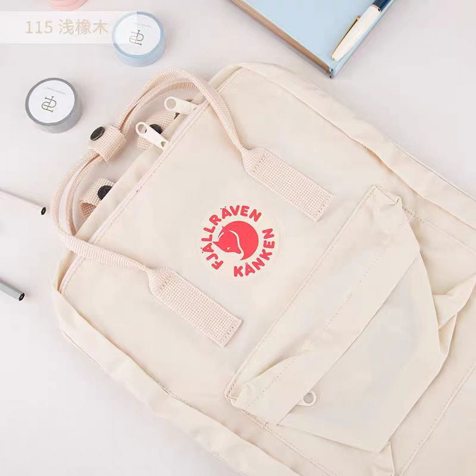 Click here for Deelleeo Lin Xiaozhainuo‘s Arctic Backpack Fox Stu... prices