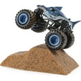 Monster Jam Megalodon Dirt Starter Set, 8oz Dirt, 1:64 Truck, Build ...