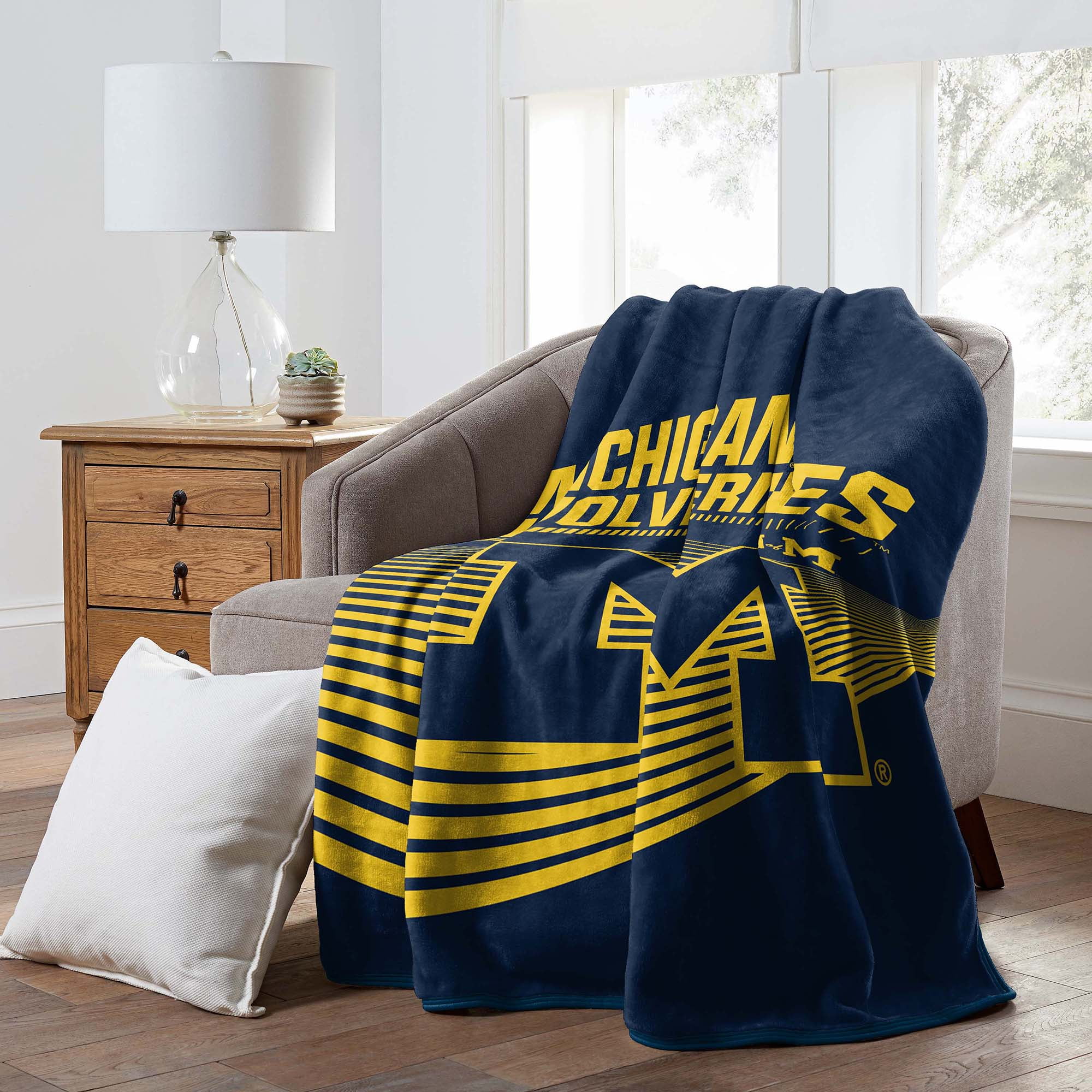 Michigan Wolverines Northwest NCAA Officially Licensed Raschel Throw ...