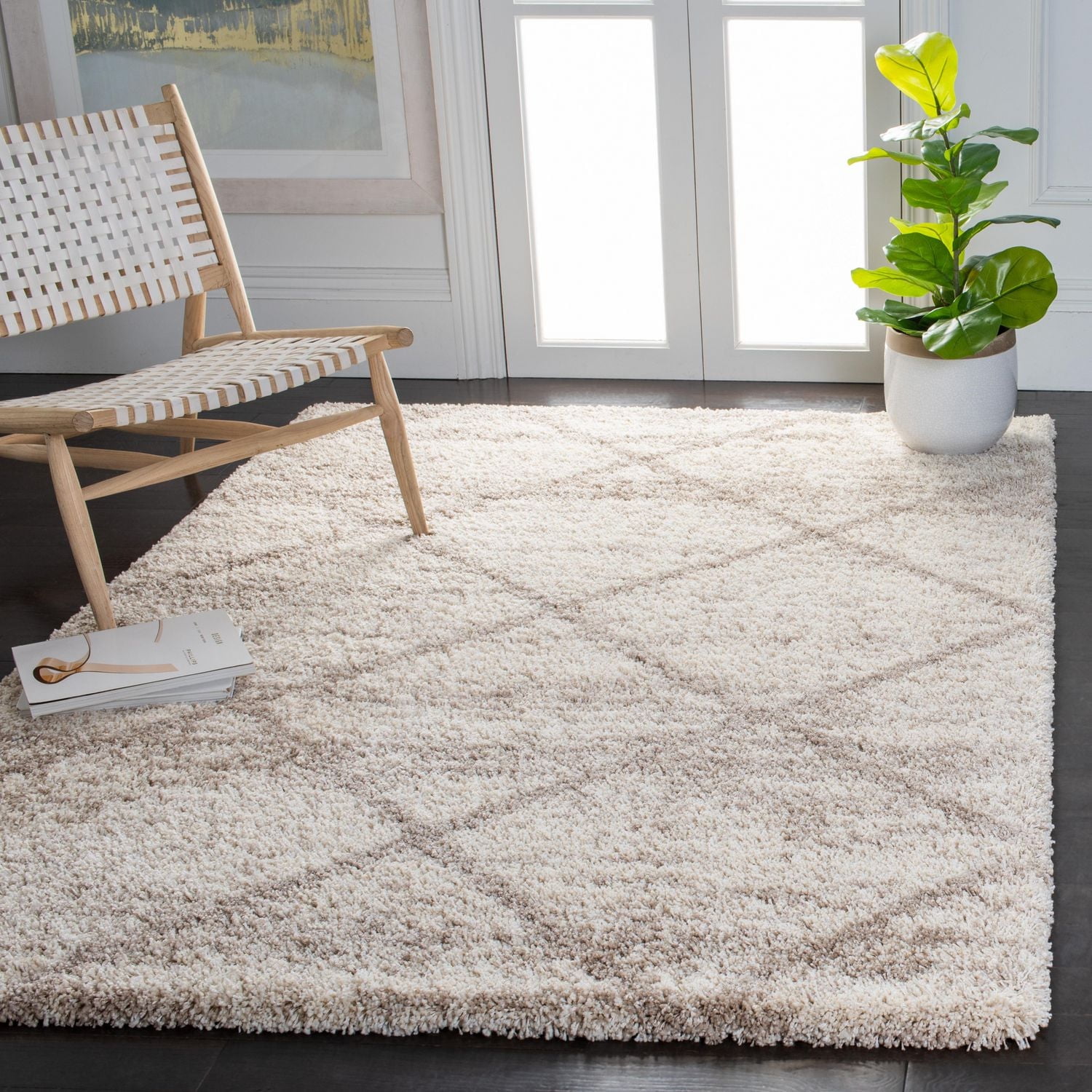 Click here for Safavieh Hudson Amias Geometric Shag Area Rug 4 Ft... prices