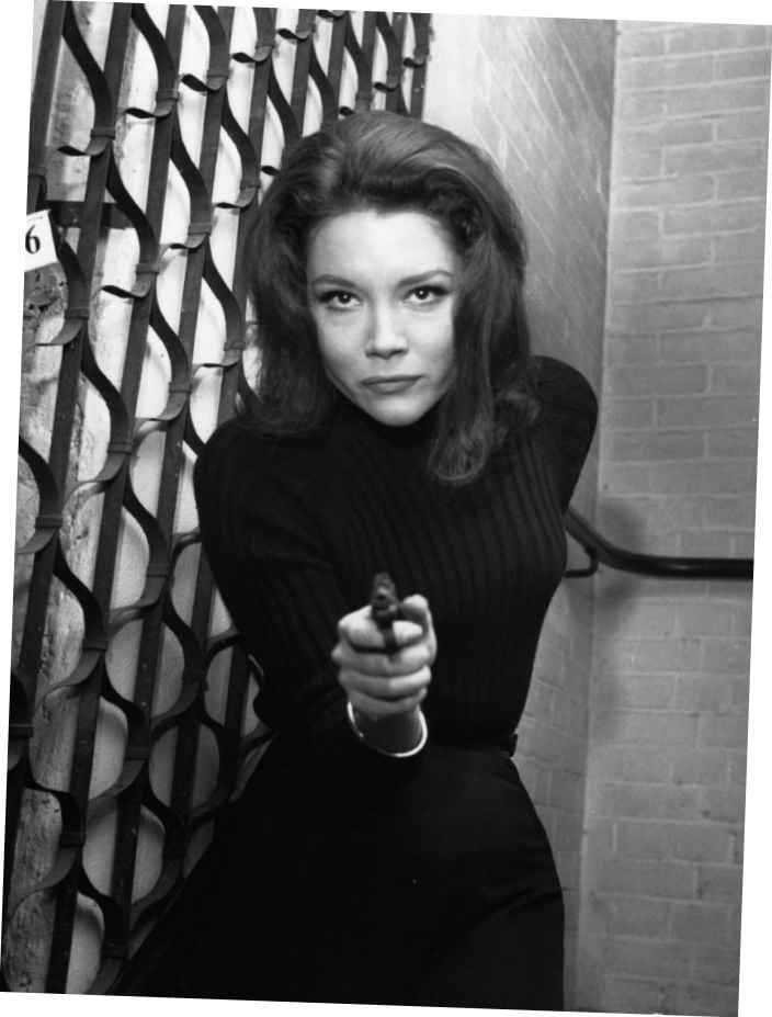 Diana Rigg Poster Avengers Gun 24In x36In Art Poster 24x36 Multi-Color ...