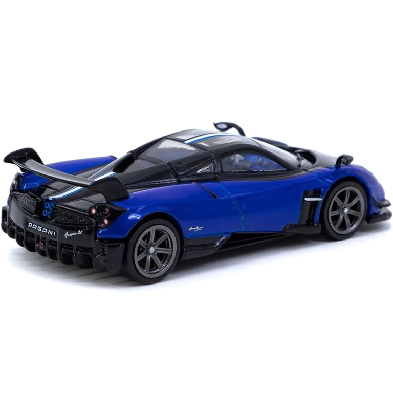 Pagani Huayra Blue Interior