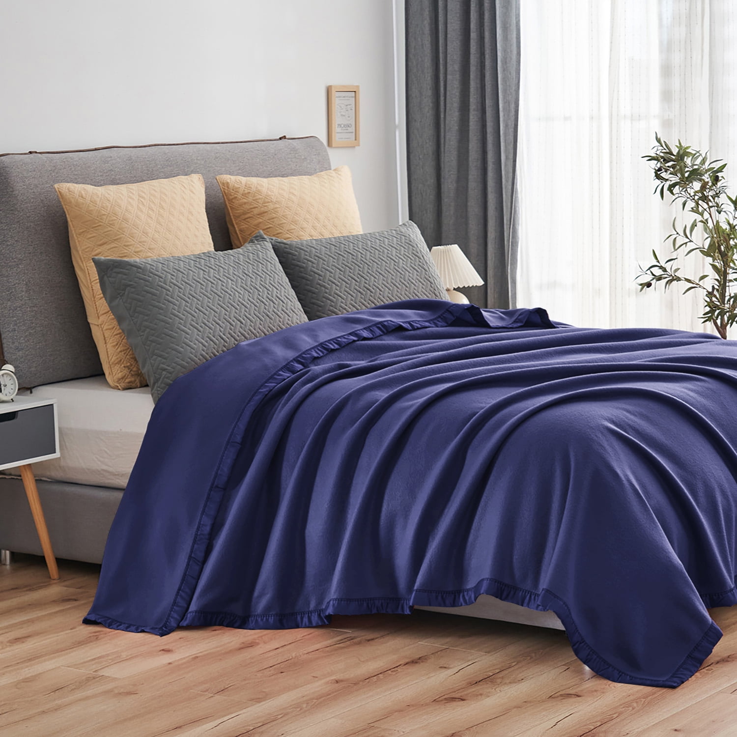 JML Lightweight & Cozy Soft Fleece Bed Blanket With Satin Binding Edges ...