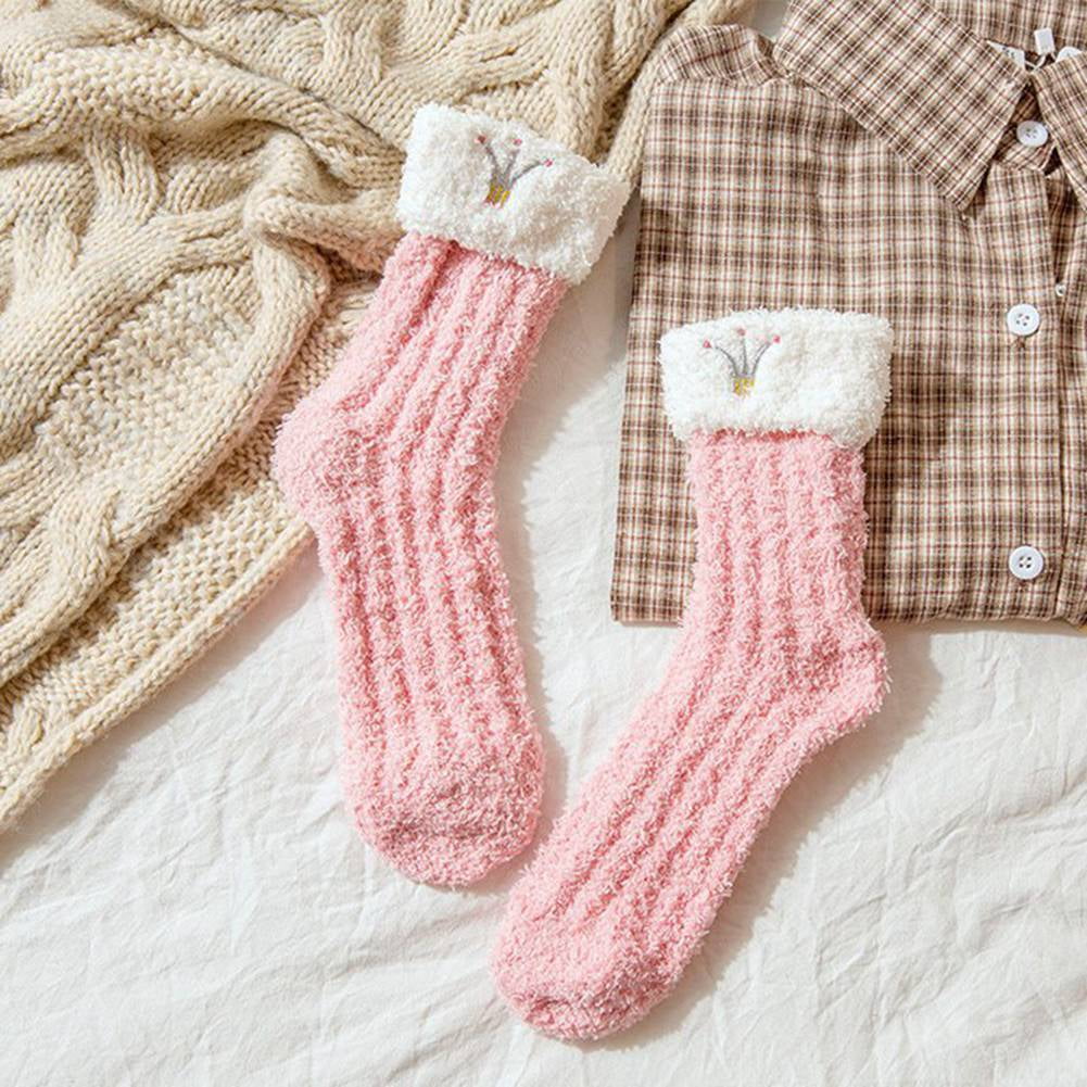Hequ 9117 Ladies Women Winter Warm Soft Fluffy Bed Socks Lounge