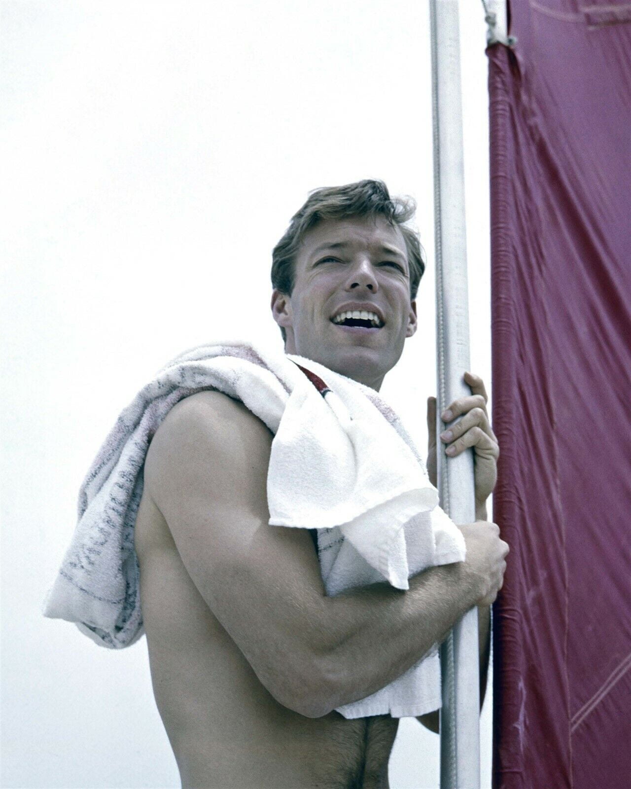 Richard Chamberlain beefcake 1960's shirtless towel over shoulder 24x36 ...