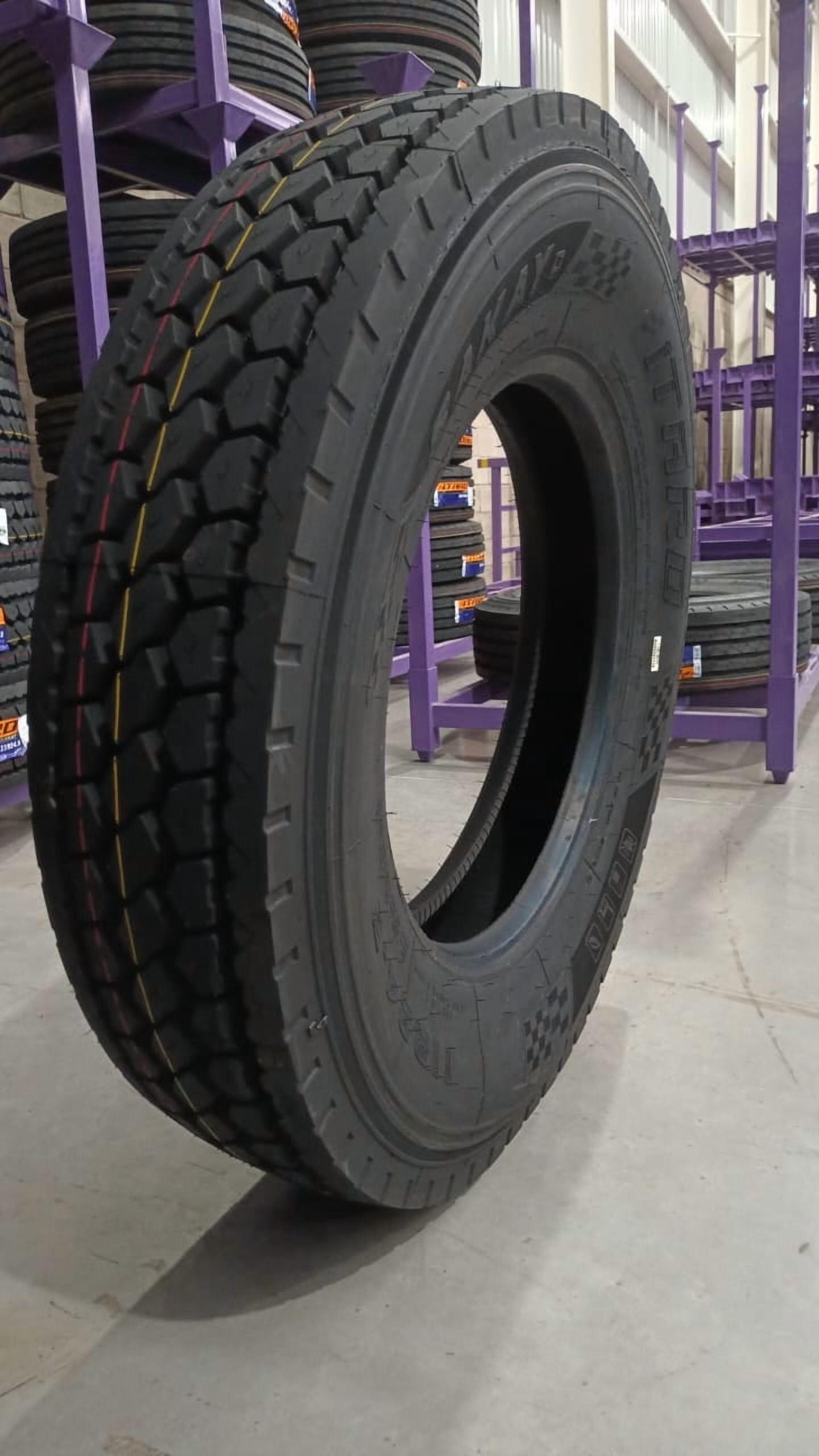 Llanta 11R24.5 152/149L 18L ITARO SAKAY D Tracción | Bodega Aurrera en ...