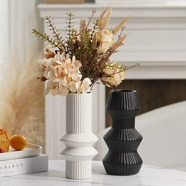 Mainstays 11.14" Tall White Geometric Ceramic Vase - Walmart.com